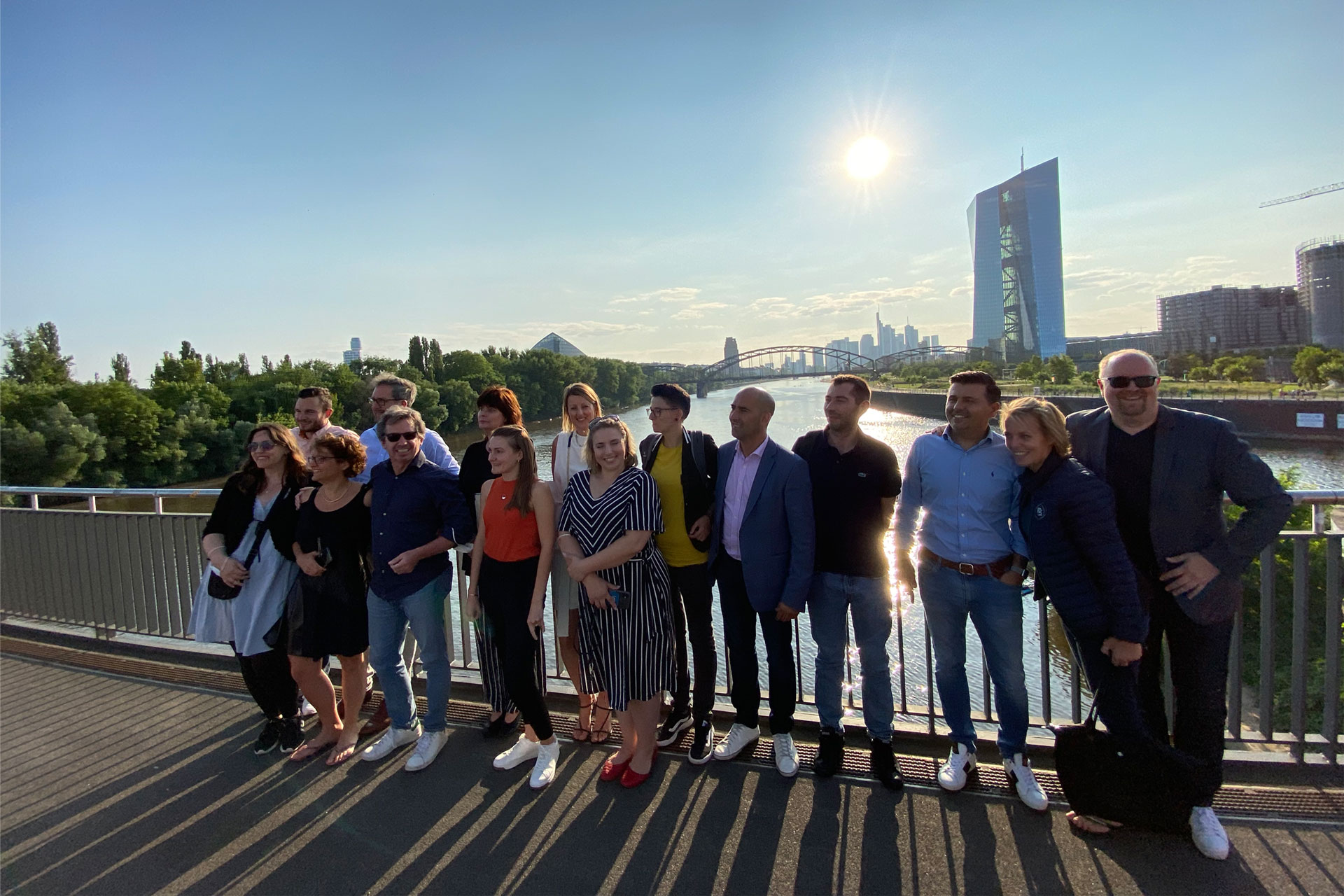 15 Jahre, die Leben veränderten | Join iad Deutschland